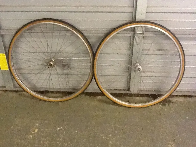 Touring Wheels | Retrobike