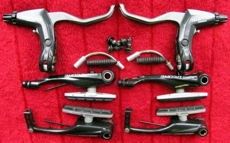 Full set of Deore M590 Levers and V brakes £35 - Mint | Retrobike