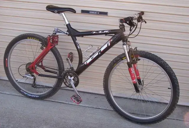 1998 GT LTS 3000 DS | Retrobike