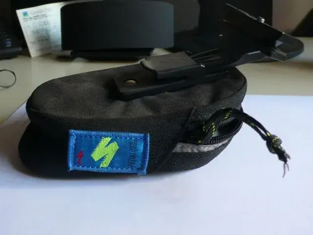 Retro Flouro Vetta Computer and Specialized saddle bag | Retrobike