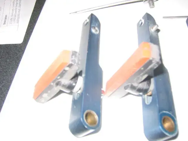 Yellow DT Swiss Hugi Hubs and Scott AT4pro Bars | Retrobike