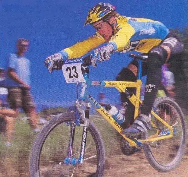 HAMMER DOWNHILL ARMOUR | Retrobike