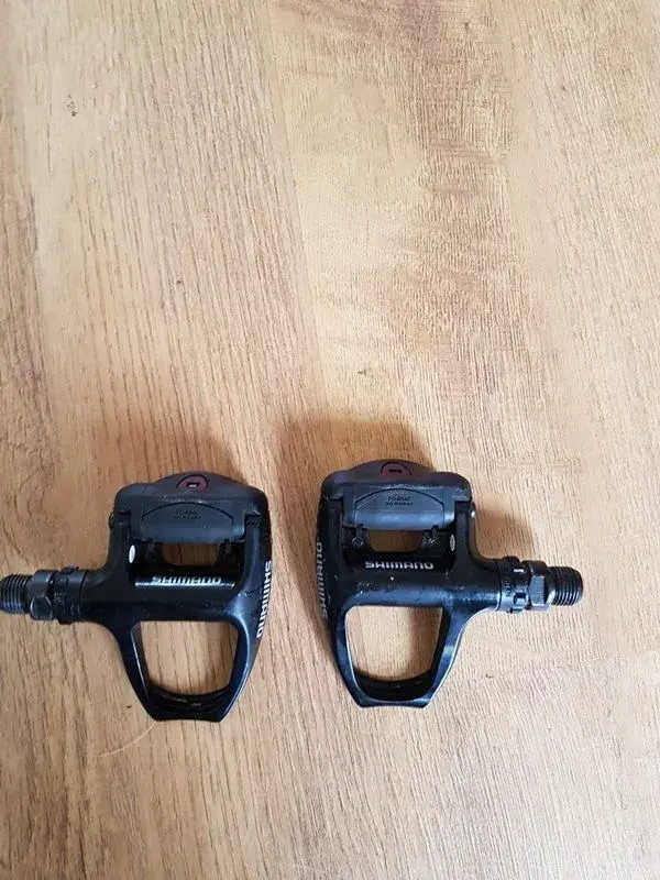 Shimano R540 pedals. | Retrobike