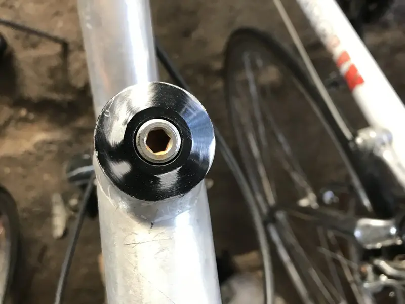 Yet another of our favorite “name this elevated chainstay bike” threads ...