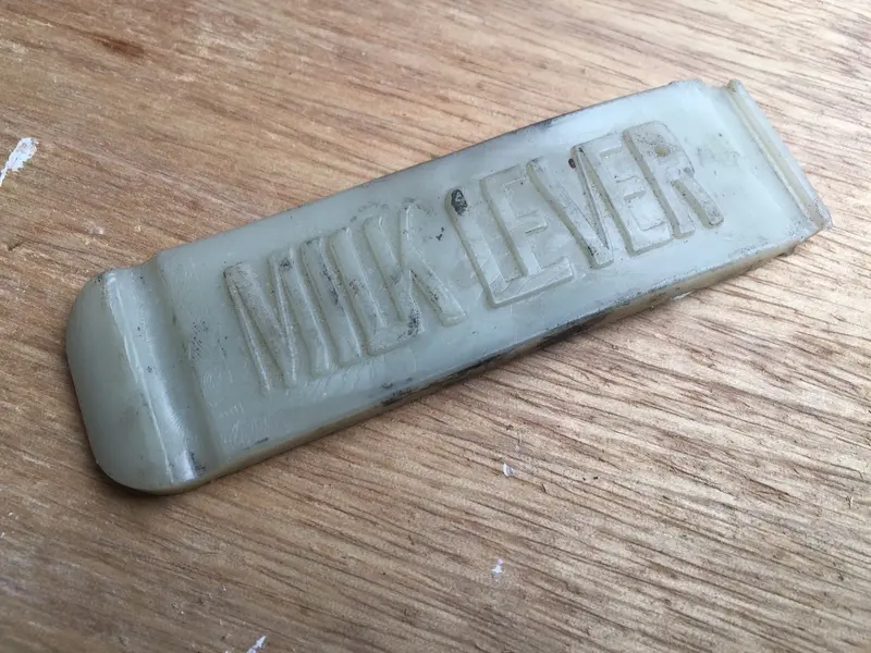 MBUK May 1993 - Suspension ~ the full low down + MBUK Jun 1993 ...