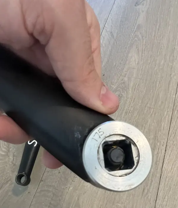 Sold - Syncros revolution crank + rings & crank o matic bolts | Retrobike