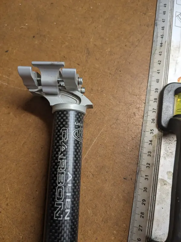 Sold - Alien Carbon Seatpost | Retrobike