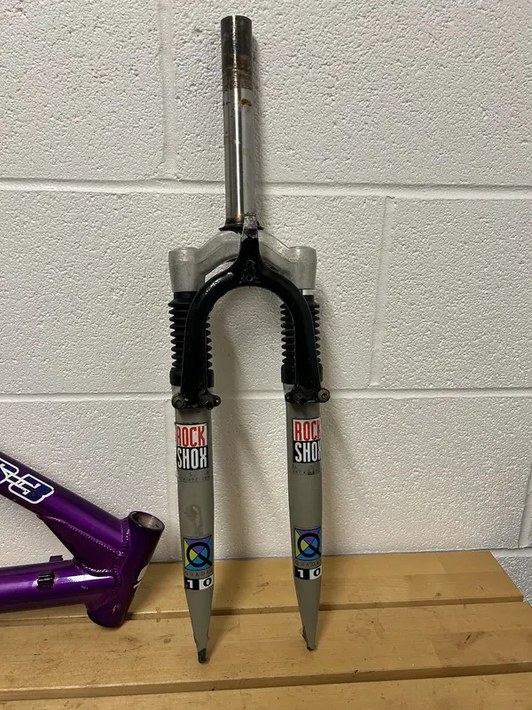 Sold - GT RTS 3 frame / fork - Purple | Retrobike