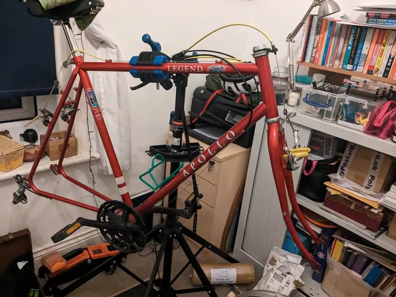 Apollo Legend - First time refurb and build. | Retrobike