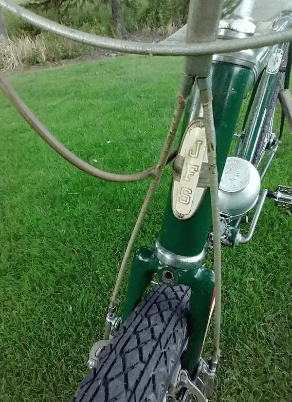 1953 JFS John Finley-Scott WOODSIE Tribute! (USA) | Retrobike