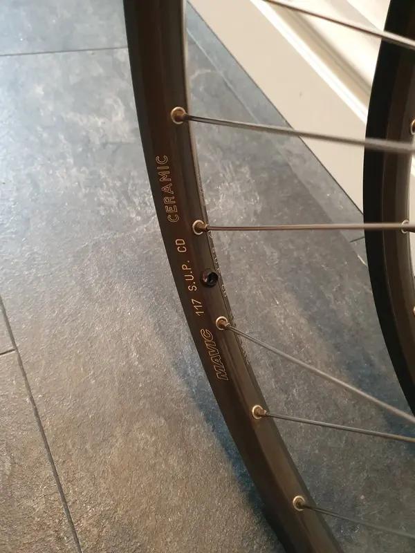 Sold - Mavic Ceramic 117 S.U.P. on Machinetech hubs +XTR M900 Cassette ...