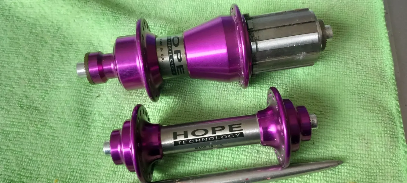 Sold - Cracked Purple Hope hubs Ti Glide | Retrobike