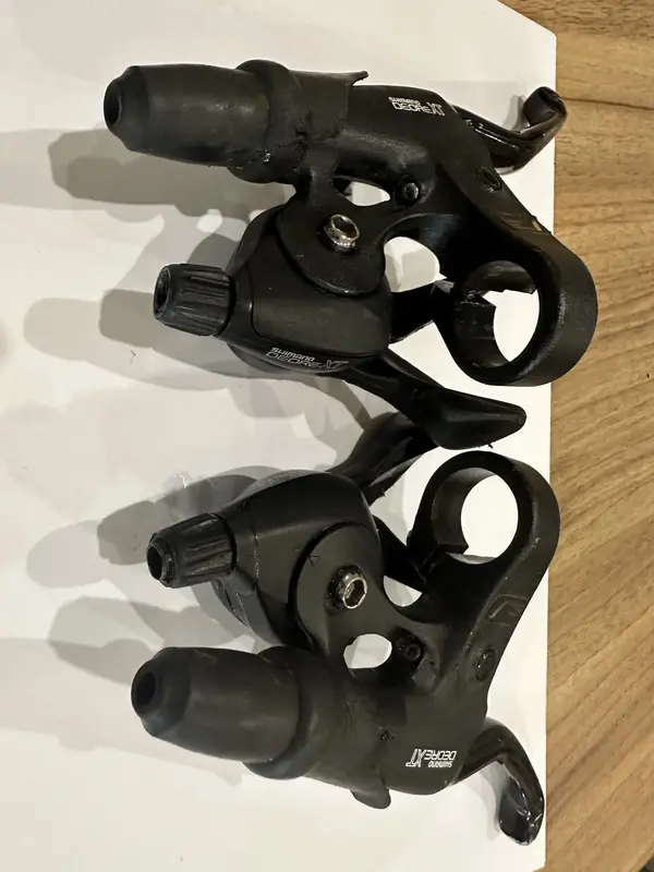 Sold - Shimano Deore XT 3 x 7 Shifters Brake Levers Brifters ST-M095 ...