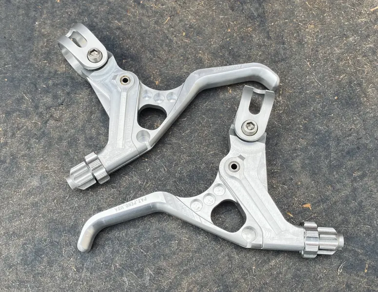 Sold - MINT Altek BL-25 V Brake levers CNC | Retrobike