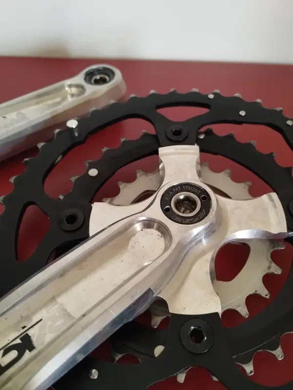 For Sale - Race Face Forged Turbine LP 44 32 22 + Truvativ Isis bb ...