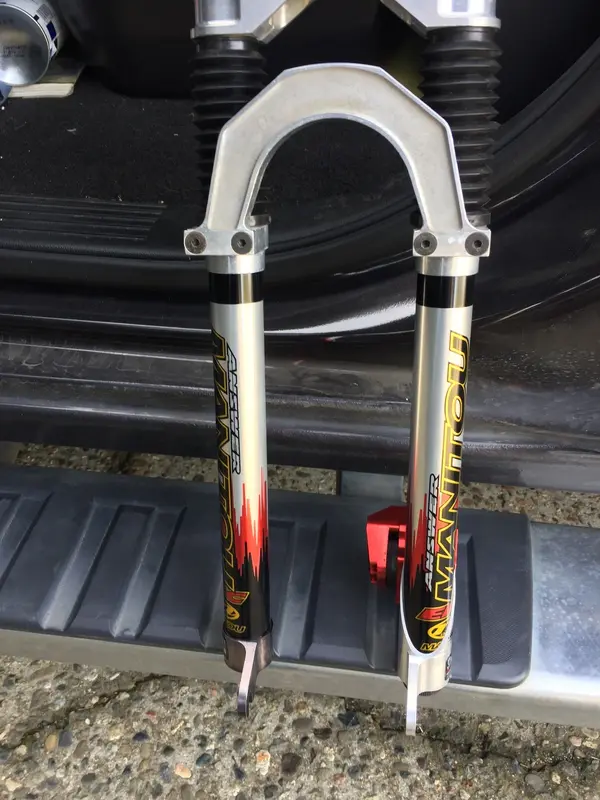 How To Turn Answer Manitou 3 Forks Into Disc Brake Forks. | Retrobike