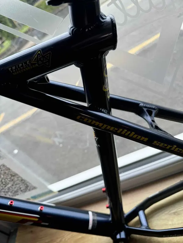 For Sale - very rare billet grey ano 18” zaskar le frame 97 | Retrobike