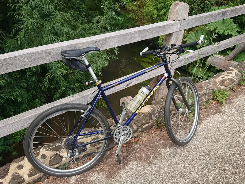 The 97 Kona Kilauea Restomod Project | Retrobike